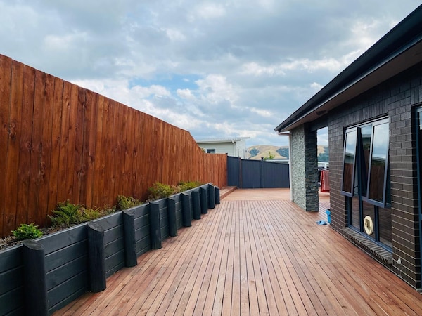 Cosy Retreat From Busy Hassle Bussle Of City. Come Relax At Mountain View House. - Kaukapakapa