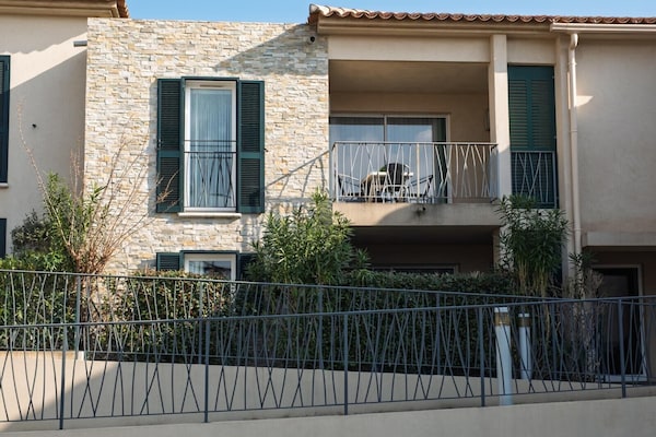 Beautiful T3 With Balcony Near Downtown - Sainte-Maxime