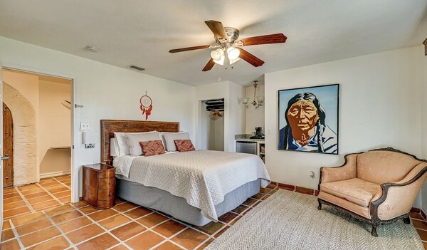 Rancho El Charco Resort - Private Pool, Wildlife & Lake Retreat - Mission, TX