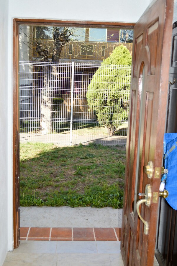 Acogedora Casa Con Jardín En Centro De Cd Sahagún - Tlaxcala