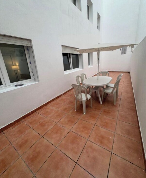Nice Apartment With Terrace In The City Center. - Tetuán