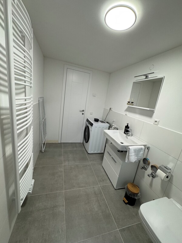 Premium Apartment In Reutlingen | In The City Center | Modern - Lichtenstein