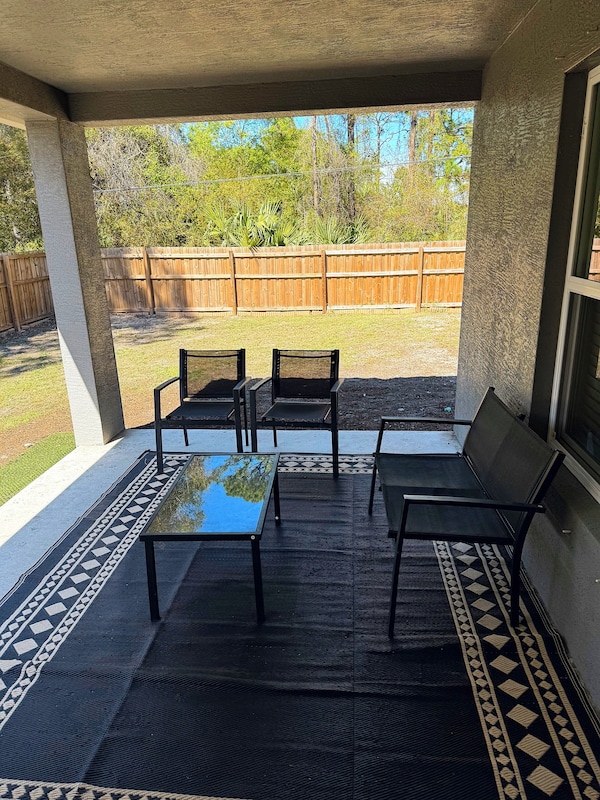 Pet Friendly And Wheelchair Accessible, Great Place With Lots Of Room. - Palm Bay, FL