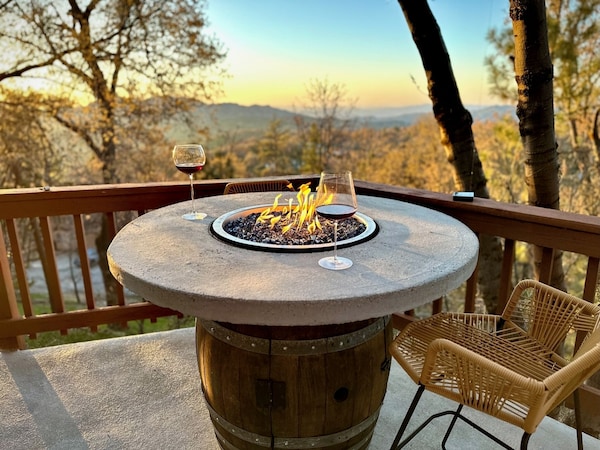 Oasis, Epic Views, Gym, Speakeasy, Cold Plunge! - Running Springs, CA