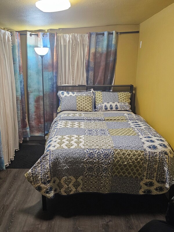 Charming Lodge In Delightful Kelso With Ac, Wifi - Kelso, WA
