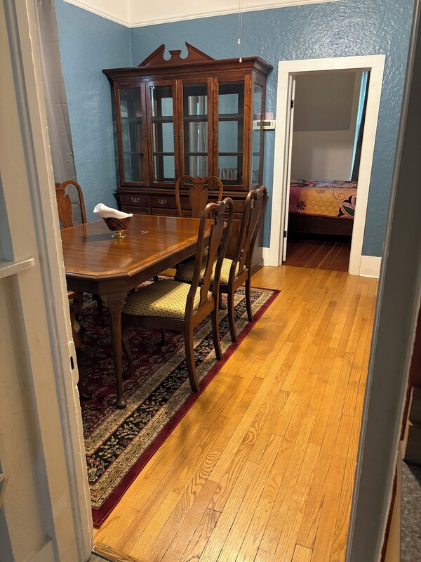 Charming 2-bedroom House In Downtown Laramie With Wifi - Laramie, WY