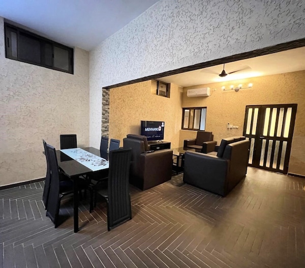 Charming & Quiet 2-bedroom Apartment Close To Beach - Lomé