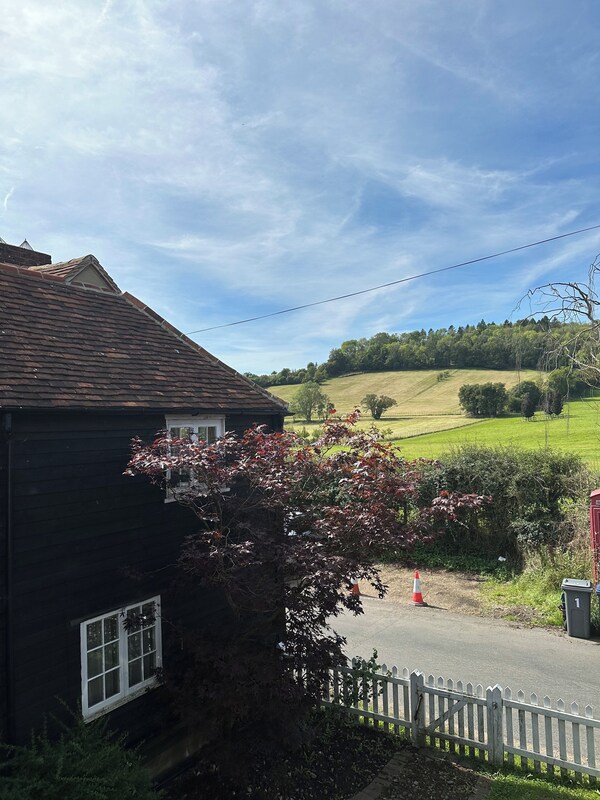 Gorgeous Cottage In Skirmett With Parking. Pet Friendly! - Henley-on-Thames
