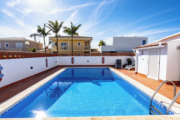 Algarve Charm With Private Pool, Garden & Spacious Area In Lagos - Lagos, Portugal