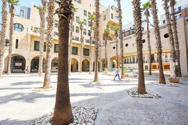 Peaceful 2br In Noga By Holyguest - Tel-Aviv