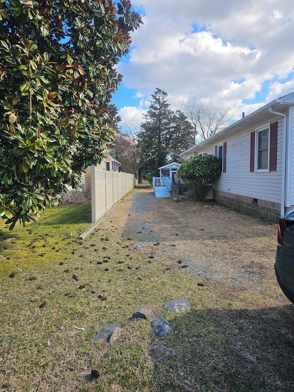 Charming 3-bedroom, 2 Bath-room House With Wifi And Ac In Lewes. - Lewes, DE