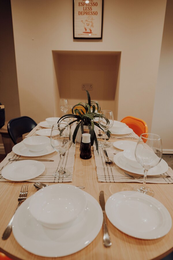 New Refurbed. Home From Home. Near Train Station For Families And Contractors - Retford