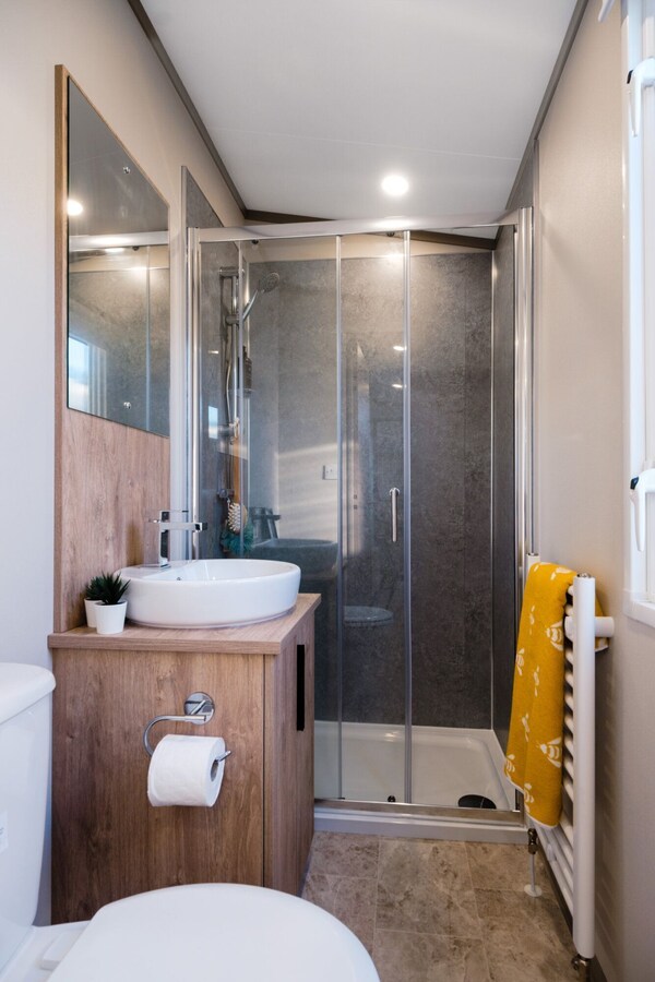 Stonewood Lodge 33 -  A Lodge That Sleeps 6 Guests  In 3 Bedrooms - East Neuk
