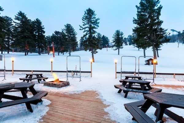 Mountain Chalet Perfect For Outdoor Enthusiasts - Hiking & Fishing Nearby - Iron Mountain, MI
