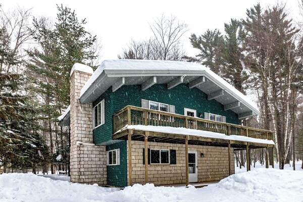 Ultimate Relaxation At Pine Mountain | Indoor Pool | Ski-in/ski-out & Golfing - Iron Mountain, MI