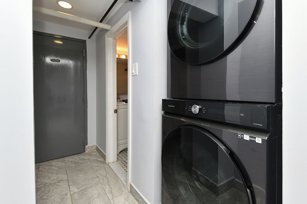 Times Square Stylish 5-bedroom, 3-bath Chic Duplex Apartment - Nueva York