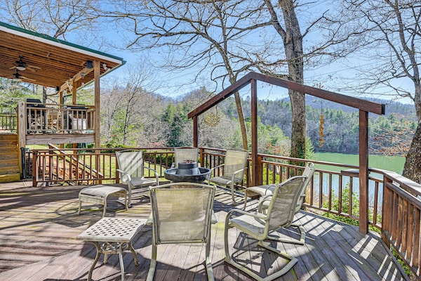 Lakefront Cabin Retreat W/ Dock In Robbinsville! - Robbinsville, NC