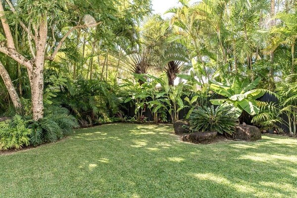 Enjoy All Noosa Has To Offer With Pura Vida! 5 Bedroom House - Sunshine Coast