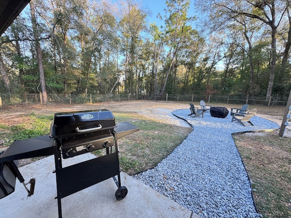 Charming Lake Town Home With Wifi - Inverness, FL
