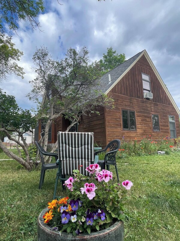 Comfy, Charming 4-bedroom Victorian Home In Central Helena - Vacation Or Work - Helena, MT