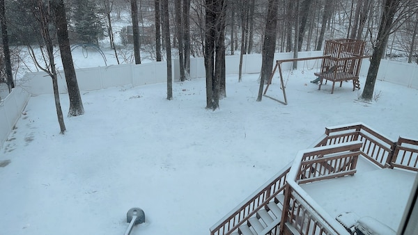 5 Bed/ 4 Bath 2.9 Miles To Lambeau Field And 1.9 Miles To Green Bay Airport . - Hobart, WI