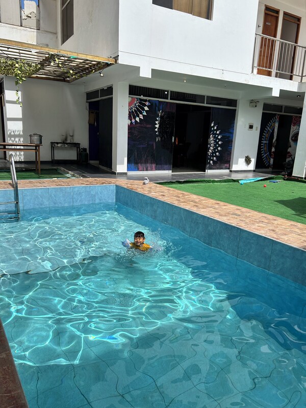 Beach House - La Libertad (Peru)
