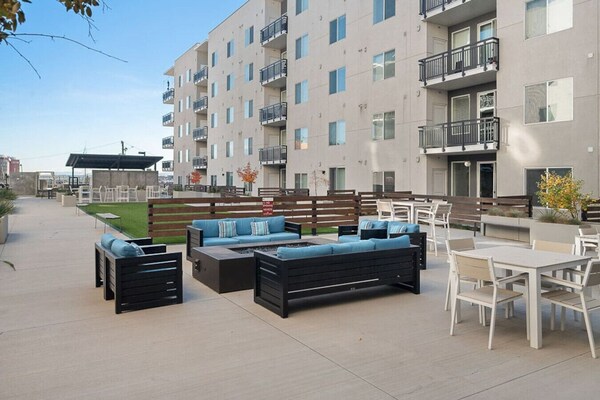 Convention Ctr Luxury 1br Pool - Salt Lake City Airport (SLC)