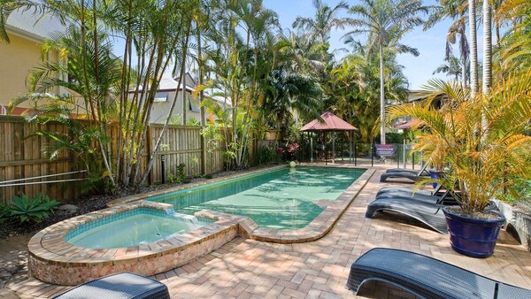 Byron Beachside 5 The Perfect Holiday Pad Right On The Beach! - Byron Bay