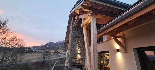 Large, Bright 160m2 House For 8 People - Gap