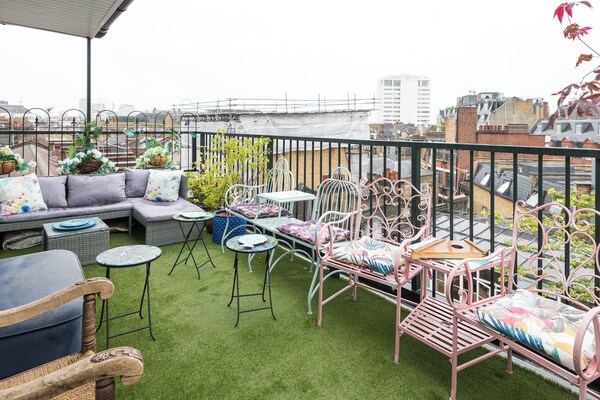**Luxury 4-bedroom Penthouse In Covent Garden - Marylebone