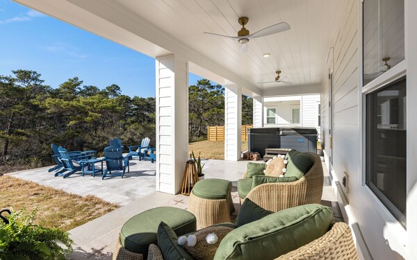 The Blue Palm - Hot Tub - Elevator - Arcade - Gated - Seaside, FL