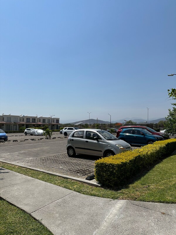 Charming 2-bedroom House With Ac In Xochitepec - Xochitepec