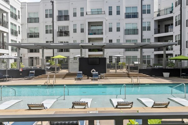 Urban Elegance: 3br Condo Experience 06 - Birmingham, AL