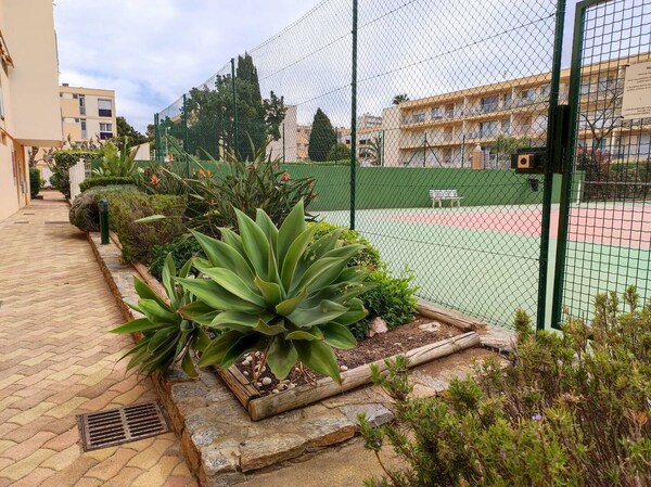 T2- Piscine- Commerces- Plages- Clim - Bormes-les-Mimosas