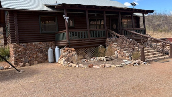 Cabin Near Bisbee And Sierra Vista Az On 40 Acres - Sonora