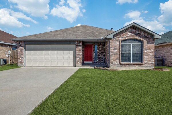3-bedroom House In Dfw I Epic Central I Cowboys Att Stadium - Grand Prairie, TX