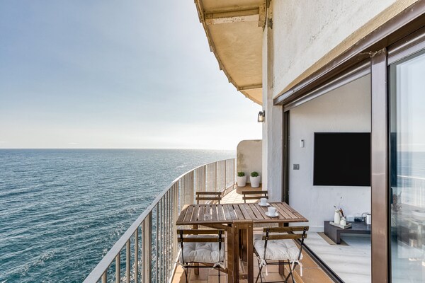 Apartment 'Exclusivo Loft En Cap Sa Sal' With Sea View, Wi-fi And Air Conditioning - Llafranc