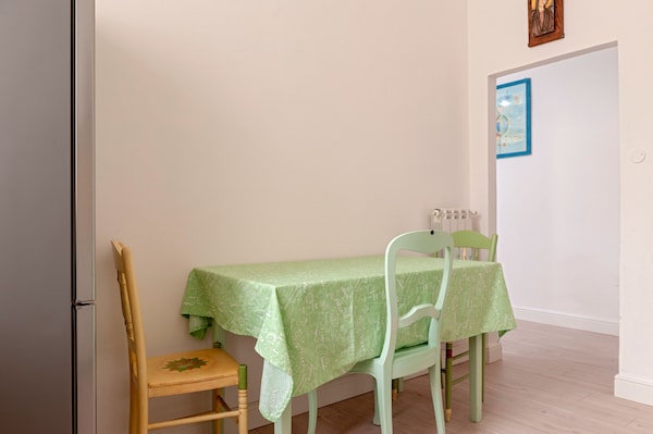 Ferienwohnung 'Casa Liburnia' Mit Gemeinschaftsgarten, Wi-fi Und Klimaanlage - Livorno