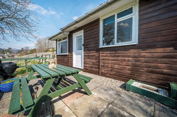 Highland Chalet Retreat With River Views - Beauly