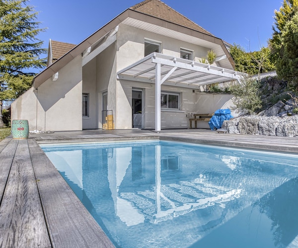 Villa Ella  Elegance & Relaxation With Pool - Saint-Jorioz