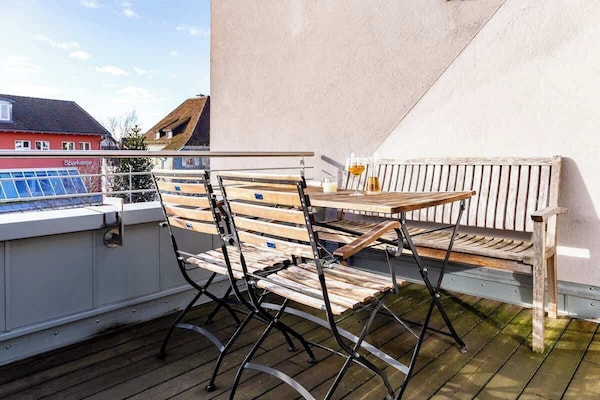Charming Apartment With Loggia & Central Location - Freiburg im Breisgau