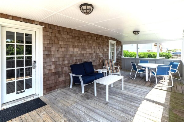 The Culpepper Cottage At Nags Head Beach Inn 3 Bedroom Property Across From Beach Access - Nags Head, NC