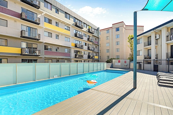 2bdr East Perth Getaway<br>the Intercom No Longer Works Due To The Hotel Closure. - Nedlands