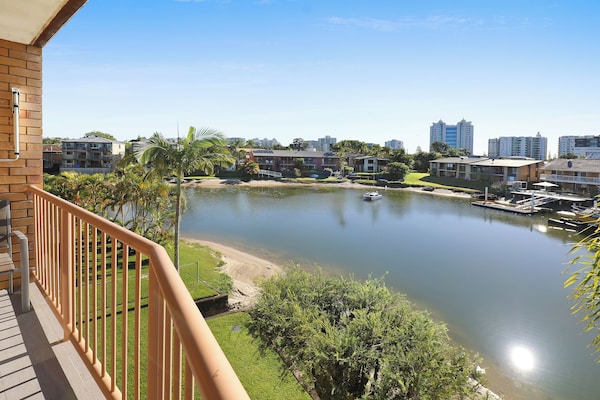 Canal 7 - On The Mooloolaba Canal - Mooloolaba
