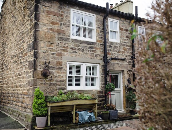 The Old Weavers Cottage - Ilkley