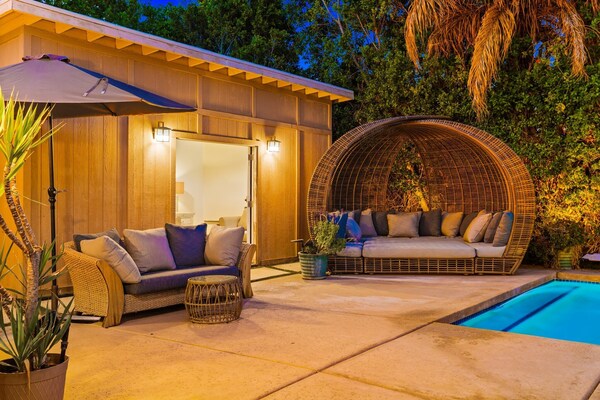 Beautiful Movie Colony Home W/private Pool & Spa - Palm Springs, CA