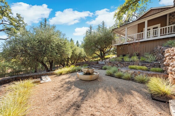 Bottle Rock! Gorgeous House With Pool And Jacuzzi! - Pope Valley, CA