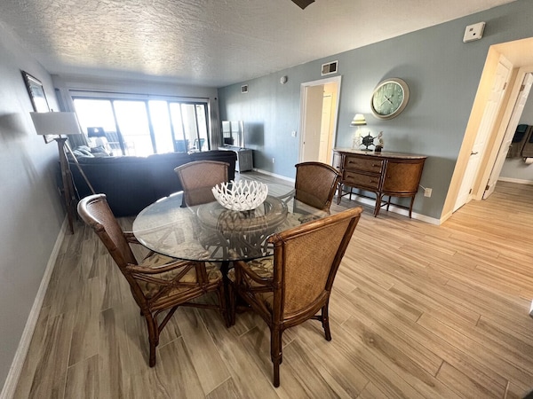 Oceanfront Oasis: 6th Floor Direct Oceanfront - Cocoa Beach