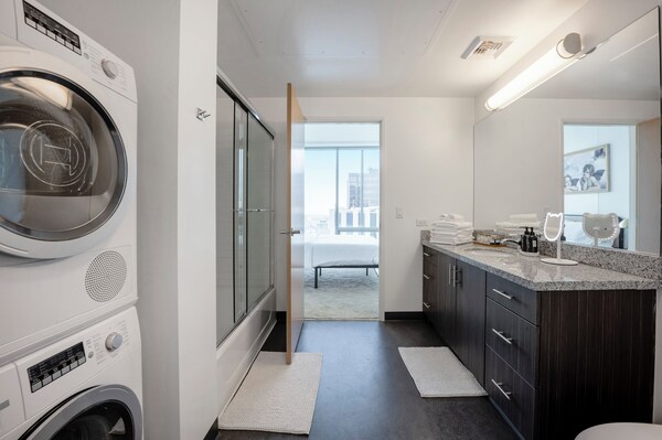 The Best View In Town 1bdr W/pool, Parking, Gym - Beverly Hills, CA