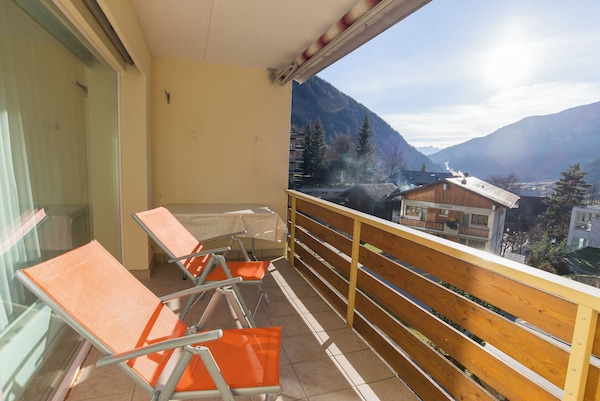Das Apartmenthaus Cristal Befindet Sich An Ruhiger, Sonniger Und Zentraler Lage - Leukerbad